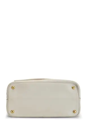 Prada Vitello Daino Shoulder Bag