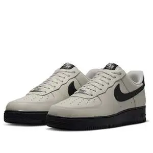 Nike Force 1 '07 Sneakers - Light Bone/black