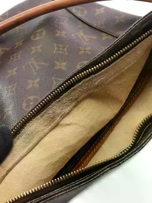 LOUIS VUITTON 2001 Monogram Looping Gm Shoulder Bag