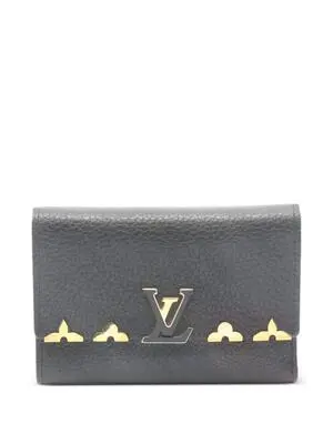 LOUIS VUITTON 2020 Capucines Trifold Wallet - Black