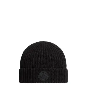 Moncler Logo Patch Ribbed Beanie - Black