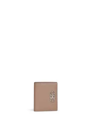 FERRAGAMO Warm Taupe Gancini Compact Wallet - Multicolor
