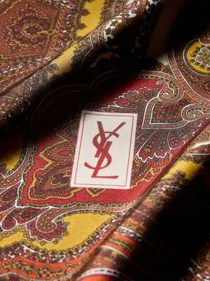 Saint Laurent Square Scarf In Paisley Silk Twill - Red