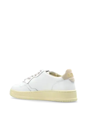 AUTRY Medalist Low Top Leather Sneakers - White
