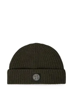 Stone Island Ribbed Wool Beanie With Logo Patch - Verde