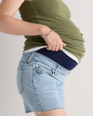 Quince Lila Stretch Maternity Vintage Denim Shorts - Cool Blue Fray