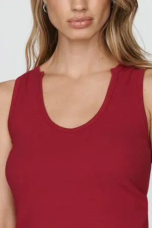 BAYSE Devon Scoop Neck Tank Top - Red