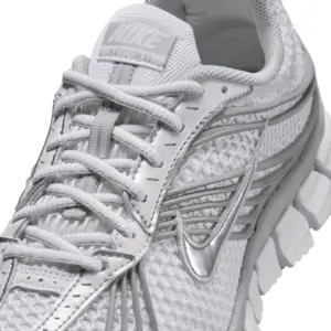 Nike Zoom Skylon Athletic Sneakers - White