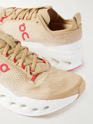 On Cloudsurfer Max Sneakers - Nude