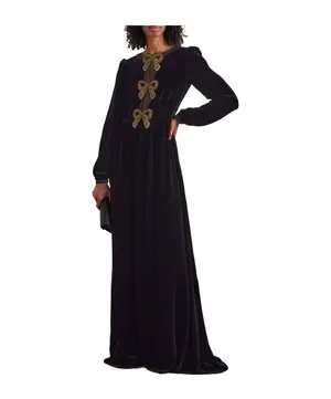 Saloni Camille Velvet Gown With Bow Embellishments