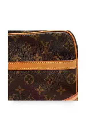 LOUIS VUITTON 2005 27 Trocadero Monogram Shoulder Bag