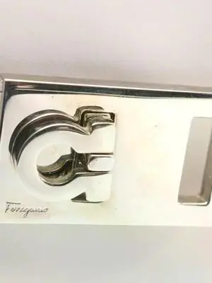 FERRAGAMO Gancini Shoulder Bag - Neutrals