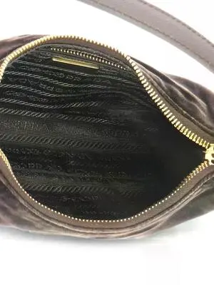 Prada Re-edition 2005 Velvet Mini Shoulder Bag - Brown