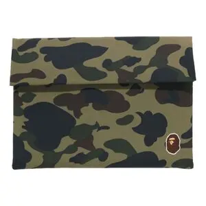 A BATHING APE 1st Camo 15 Inch Pc Case - Green