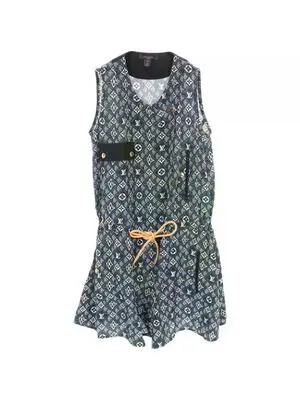 Louis Vuitton V Neck