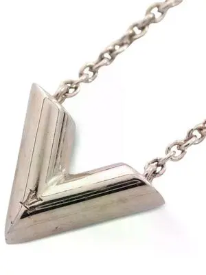 LOUIS VUITTON Essential V Necklace - Silver
