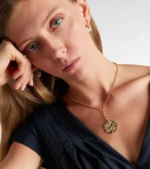 FOUNDRAE 18kt Yellow Diamond Pendant Necklace