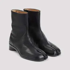 MAISON MARGIELA Leather Tabi Ankle Boots