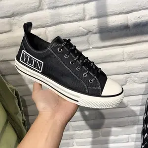 Valentino Garavani Vltn Times Giggies Sneakers