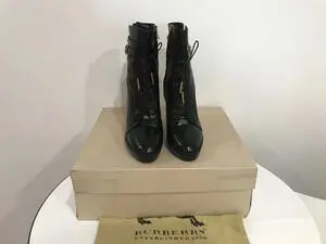 Burberry Logo Short Boots