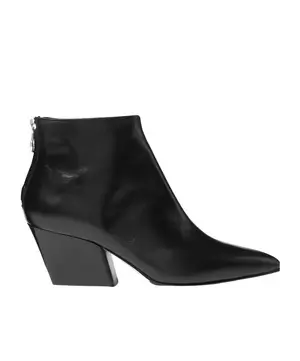 AeydĒ Solid Color Leather Ankle Boots - Black