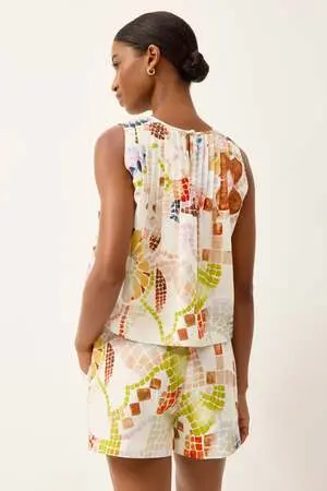 MARIE OLIVER Monte Short