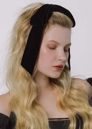 JENNIFER BEHR Adley Velvet Bow Barrette