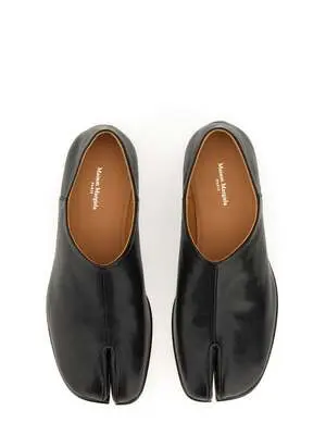 MAISON MARGIELA Tabi Slip-on Loafers - Black