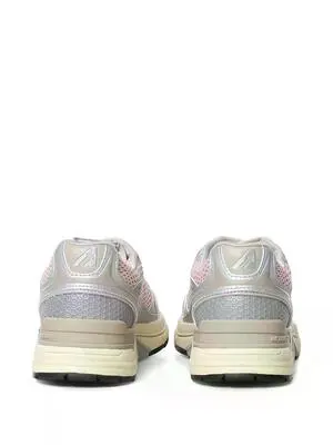 AUTRY Hyperway Sneakers - Silver