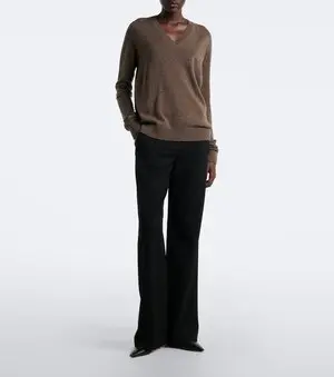 THE ROW Phora Cashmere V-neck Sweater - Brown