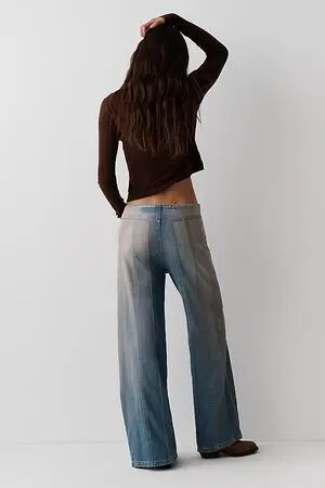 PILCRO Drift Mid-rise Flared Jeans