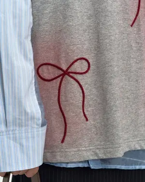 Andersson Bell Ribbon Embroidery Printed T-shirt