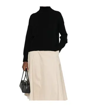 ARAGONA Long-sleeved Sweater - Black