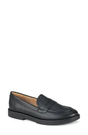 BARETRAPS Calli Croc Embossed Faux Leather Loafer - Black