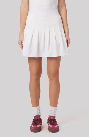 WILLIAMS ATHLETIC CLUB Serena Pleated Performance Miniskirt - White