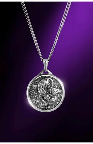 VINCERO The Panther Pendant Necklace