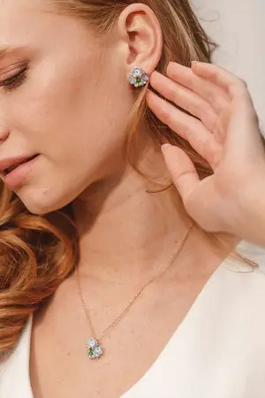 BILL SKINNER STUDIO Forget Me Not 3 Cluster Studs