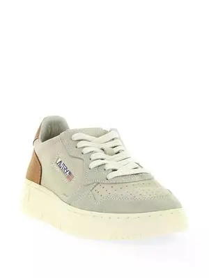 AUTRY Medalist Low Suede Sneakers