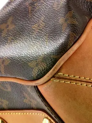 LOUIS VUITTON Monogram Canvas Pm Satchel