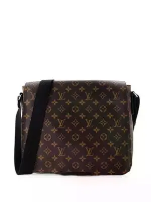 LOUIS VUITTON District Messenger Bag Macassar Monogram Canvas Mm Crossbody Bag - Brown