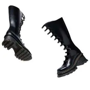 Dr. Martens X Marc Jacobs Kiki Boots - Black