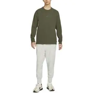 Nike Premium Essentials Long-sleeve T-shirt - Green
