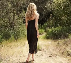DÔEN Long Scoop Neck Slip