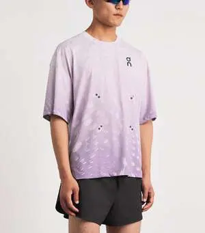 On Performance Volt T-shirt - Purple