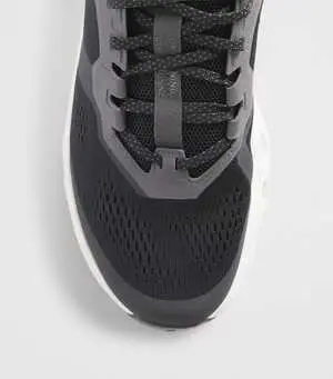 On Cloudrunner 3 Trainers