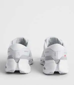 On Cloudrunner 3 Trainers