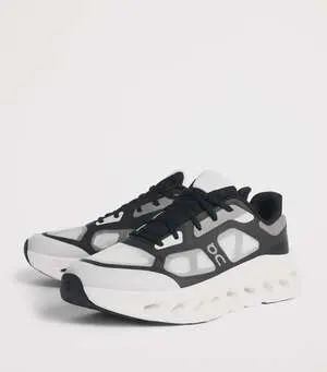 On Cloudtilt Remix Trainers