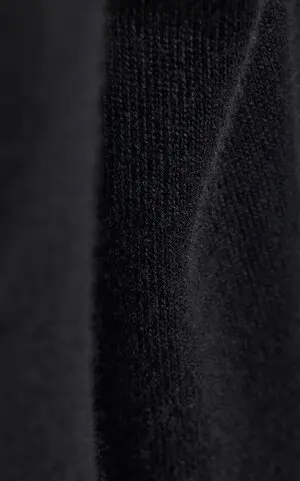 THE ROW Phaed Cashmere Top