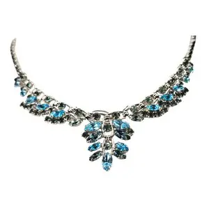 MADISON BEVERLY HILLS Vintage Rhinestone Statement Necklace