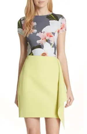 Ted Baker London Chatsworth Bloom Fitted Tee - Grey